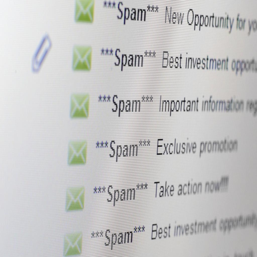 "Ciberdelincuentes emplean táctica de 'bombardeo de spam' para ocultar ...